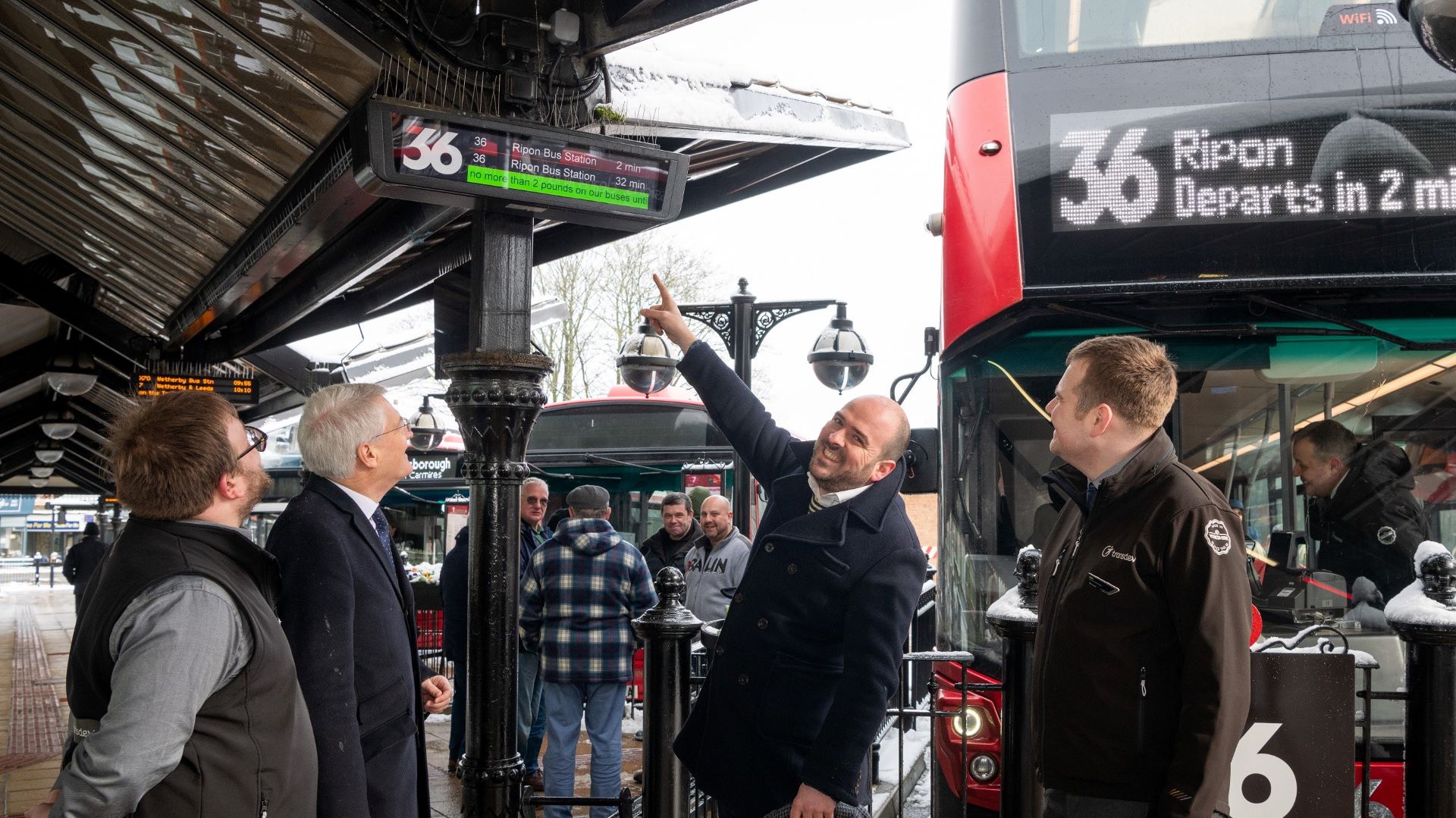 Government Minister sees Transdev team battling heavy snow to keep ...