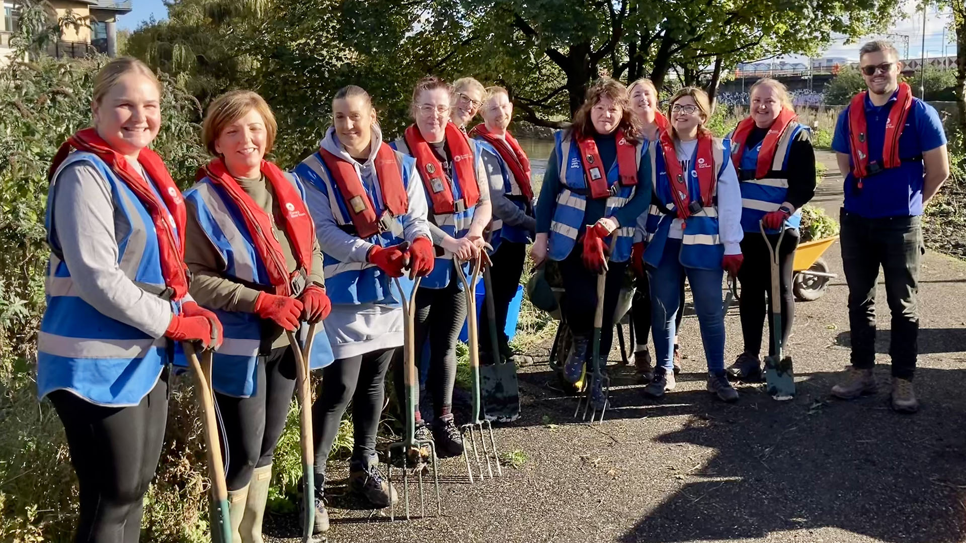 Chairman joins volunteers from Leeds Building Society help Canal ...