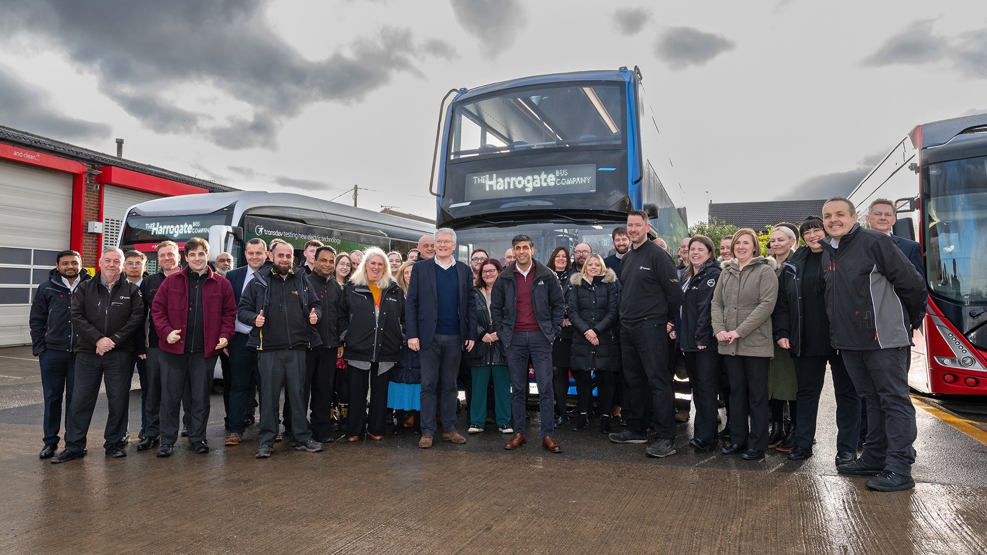 PM’s electrifying visit to Harrogate's leading bus operator - Chamber ...