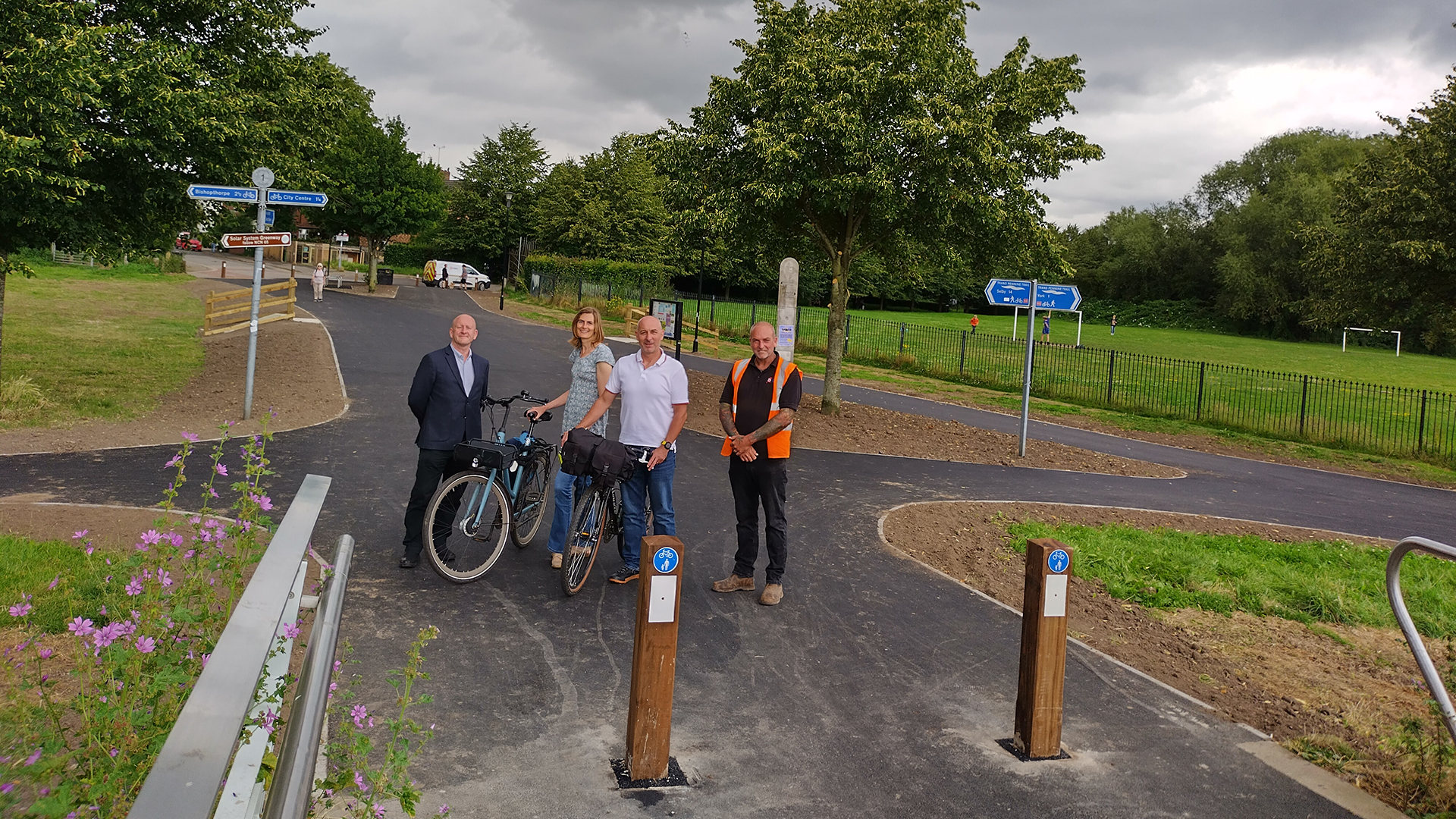 Millennium Bridge paths re-opened after flood defence work - Chamber ...