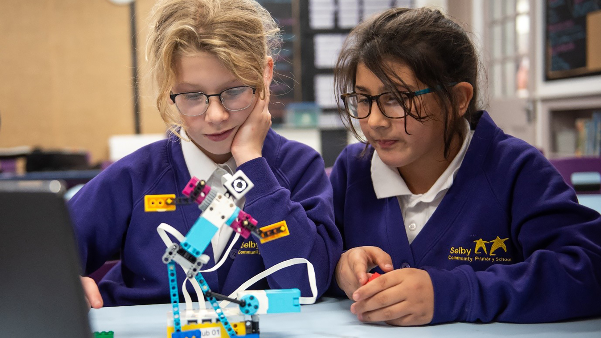 New coding club to encourage the next generation of women in STEM ...
