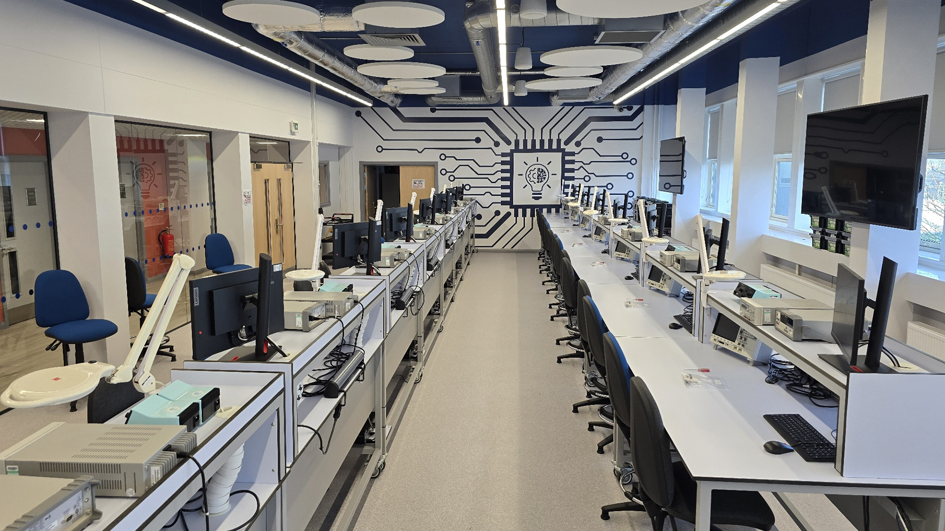 £700k investment in University computer science labs - Chamber Members